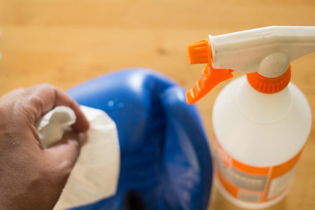 How To Clean Boxing Gloves 10 Tips - A Fighters Guide