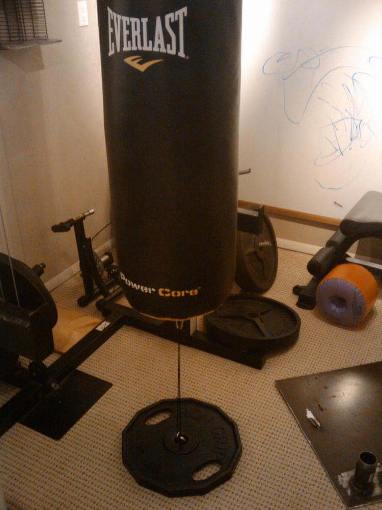 Tips To Choosing The Best Heavy Bag Stand - A Fighters Guide
